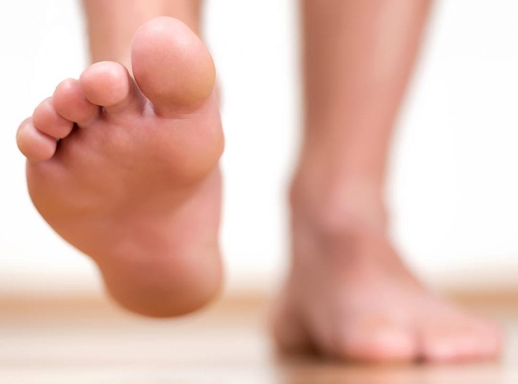 11_feet - Victor Feet First